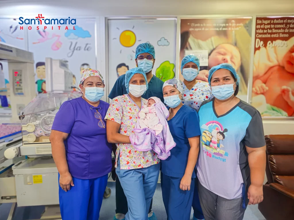 VICTORIA: TESTIMONIO DE VIDA Y AMOR EN LA UCIN - Hospital Santamaria